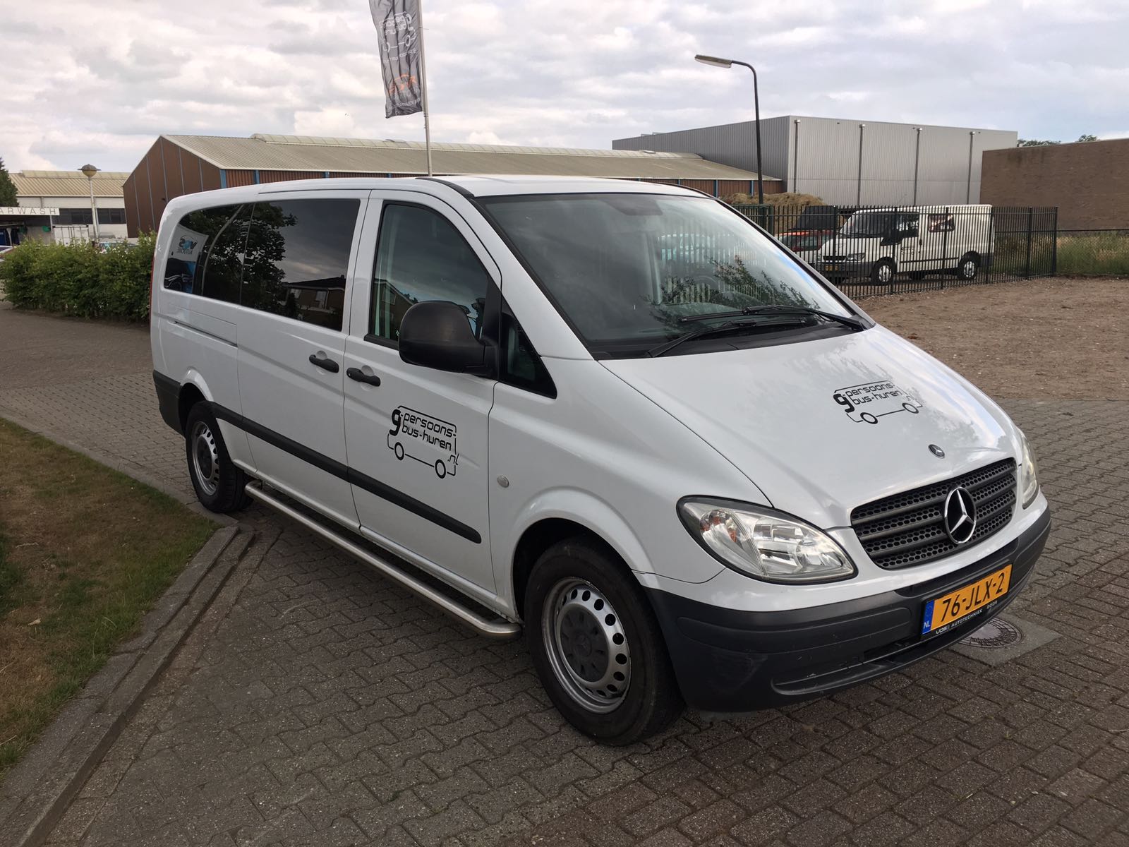 Personenbussen | 9 persoons bus huren